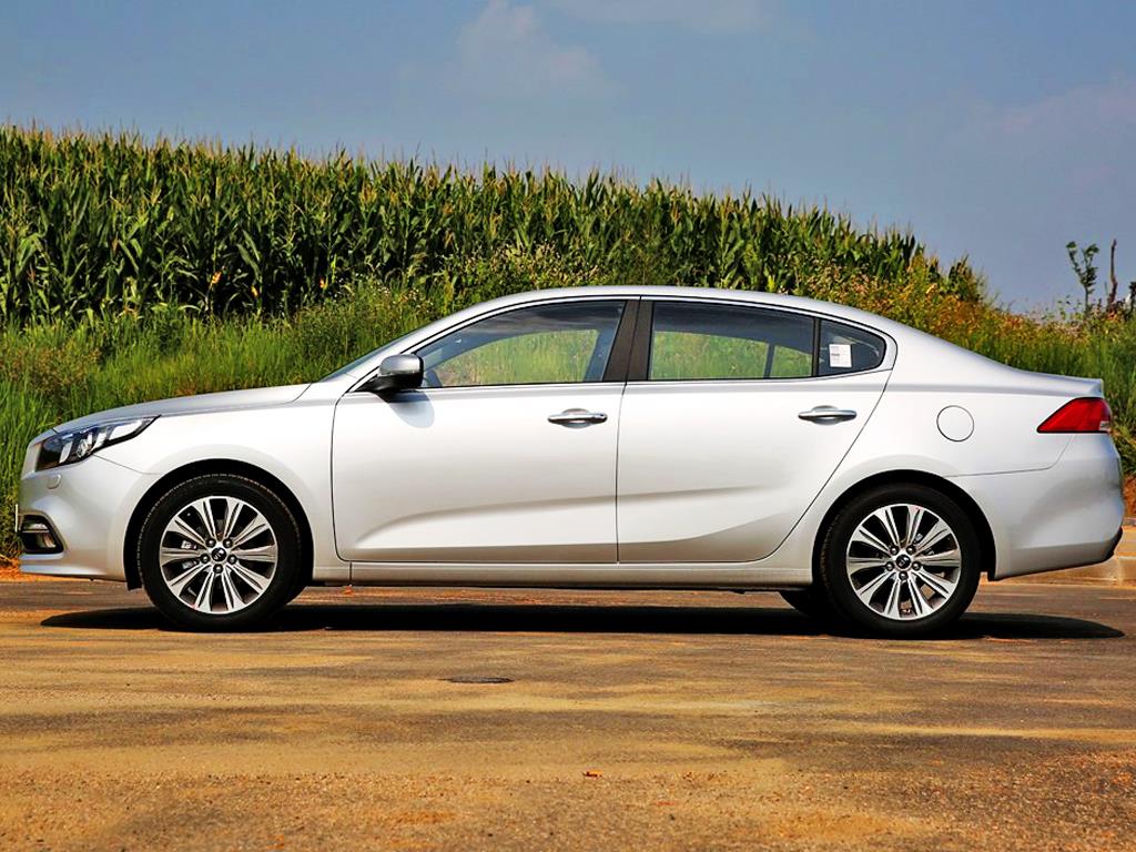 Kia K4. Exclusivo para China - Autocosmos.com