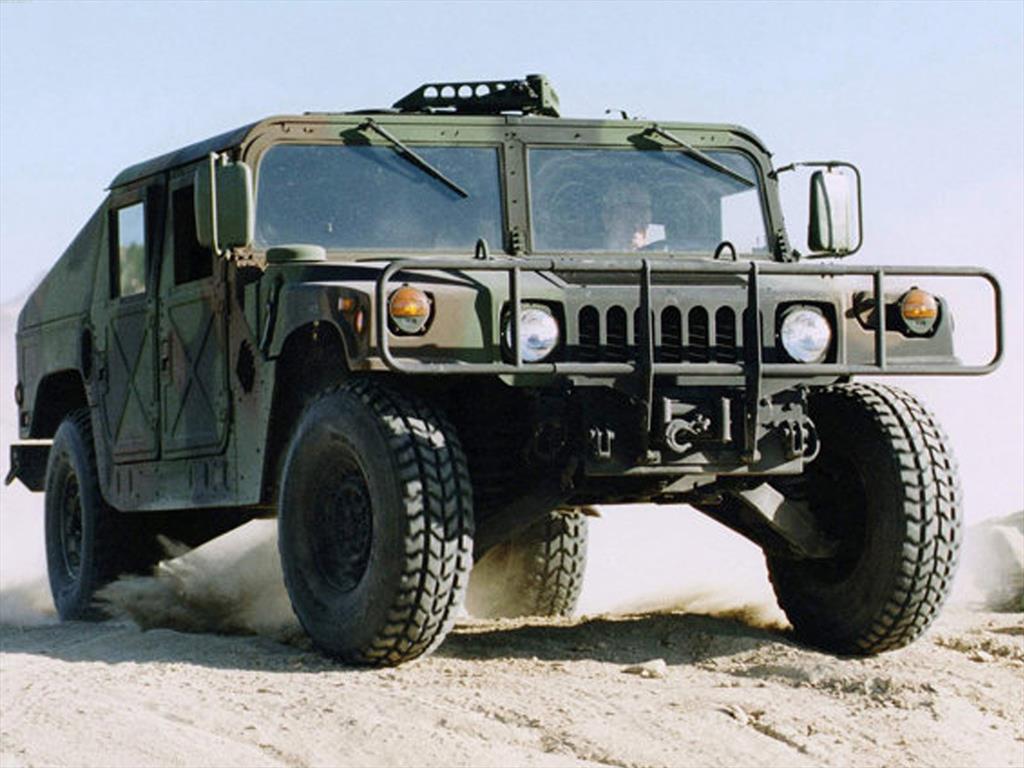 Humvee / Hummer H1 - Autocosmos.com