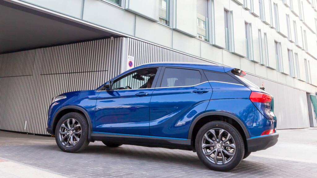 DFSK Seres 3 - Autocosmos.com