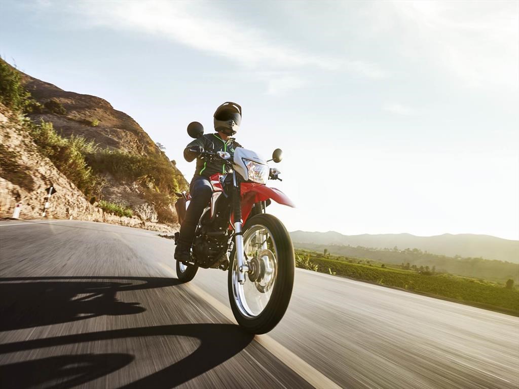 Honda XR 190L 2017 - Autocosmos.com