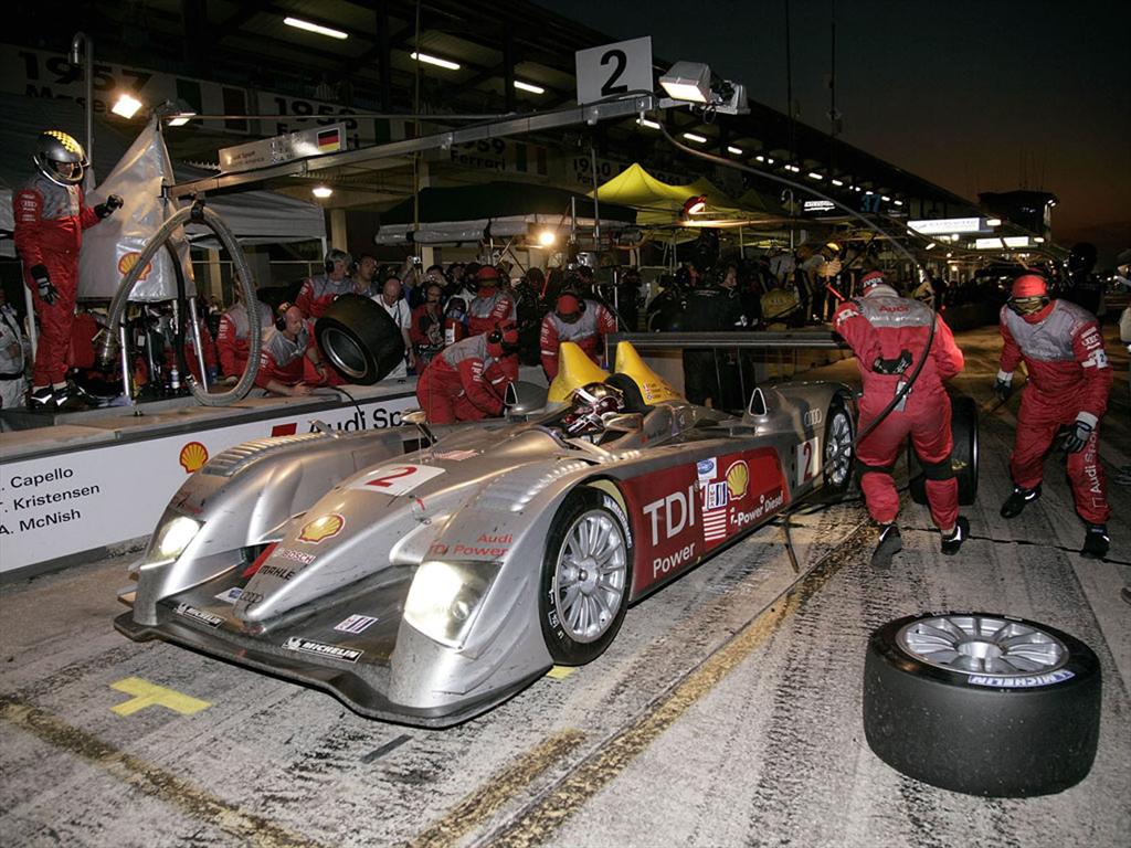 Audi R10 TDi - Autocosmos.com