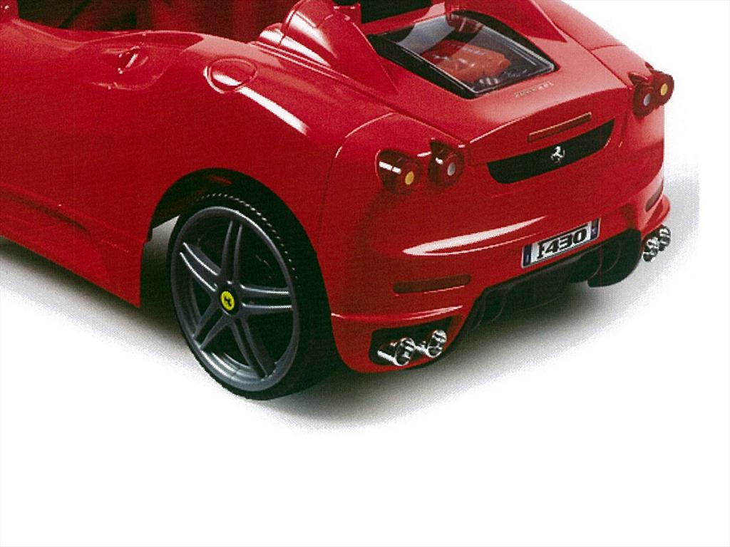Conoce el mini Ferrari F430 - Autocosmos.com