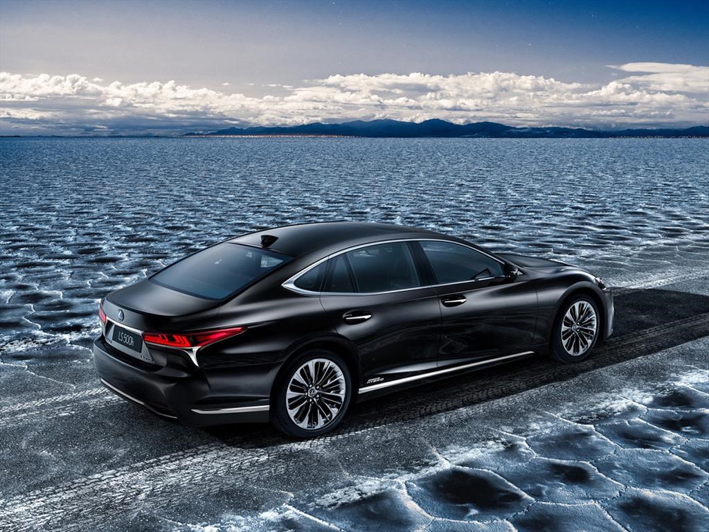 Lexus LS500h