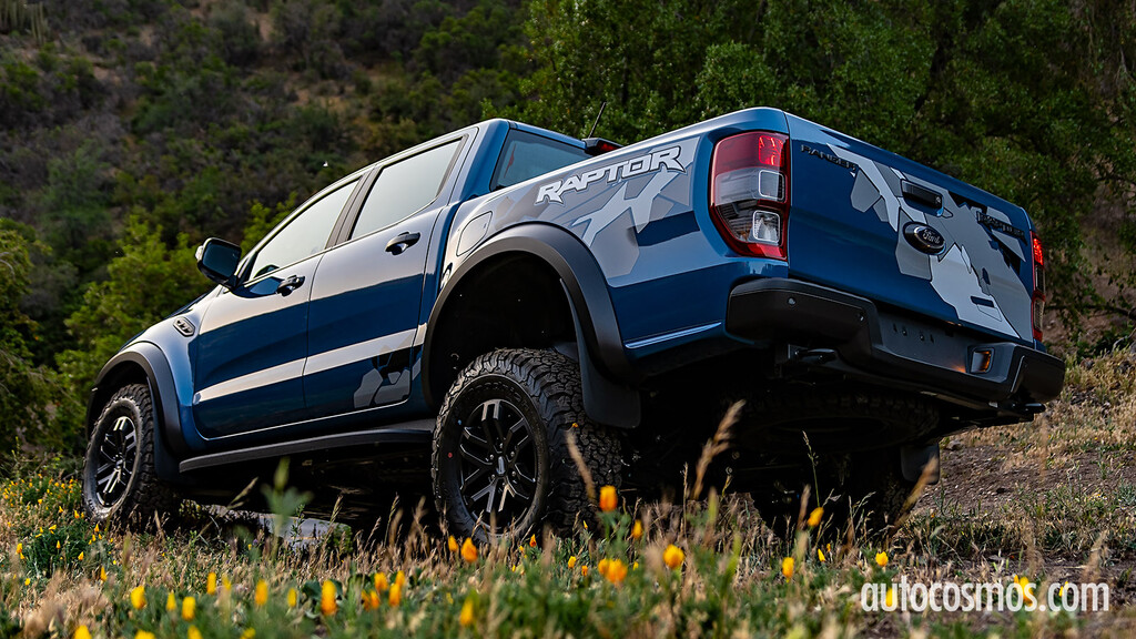 Ford Ranger Raptor - Test Drive - Autocosmos.com
