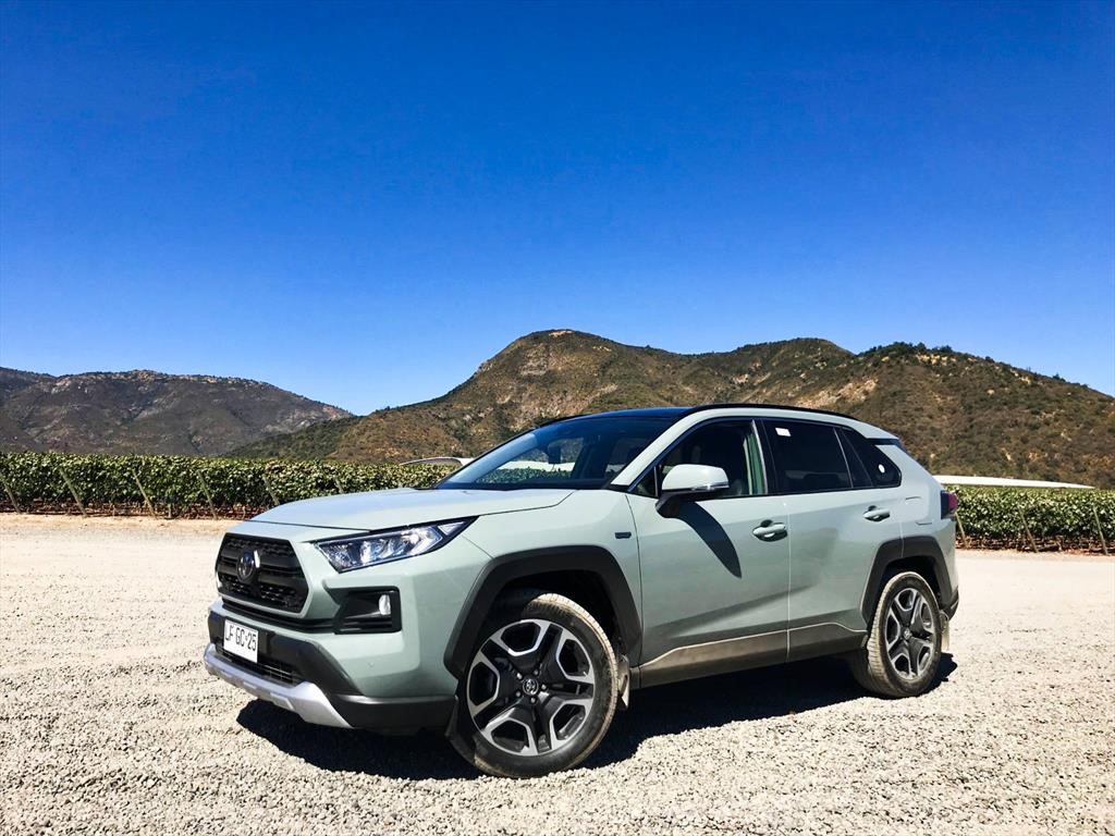 Toyota RAV4 2019, lanzamiento en Chile - Autocosmos.com