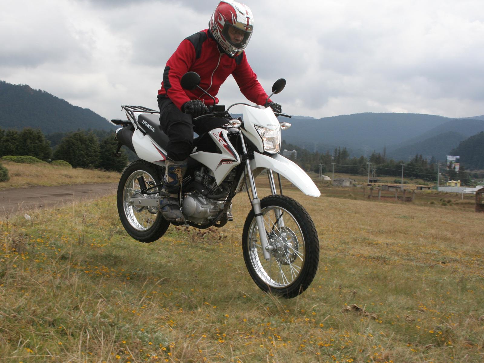 Honda XR 150 L 2015 a prueba - Autocosmos.com