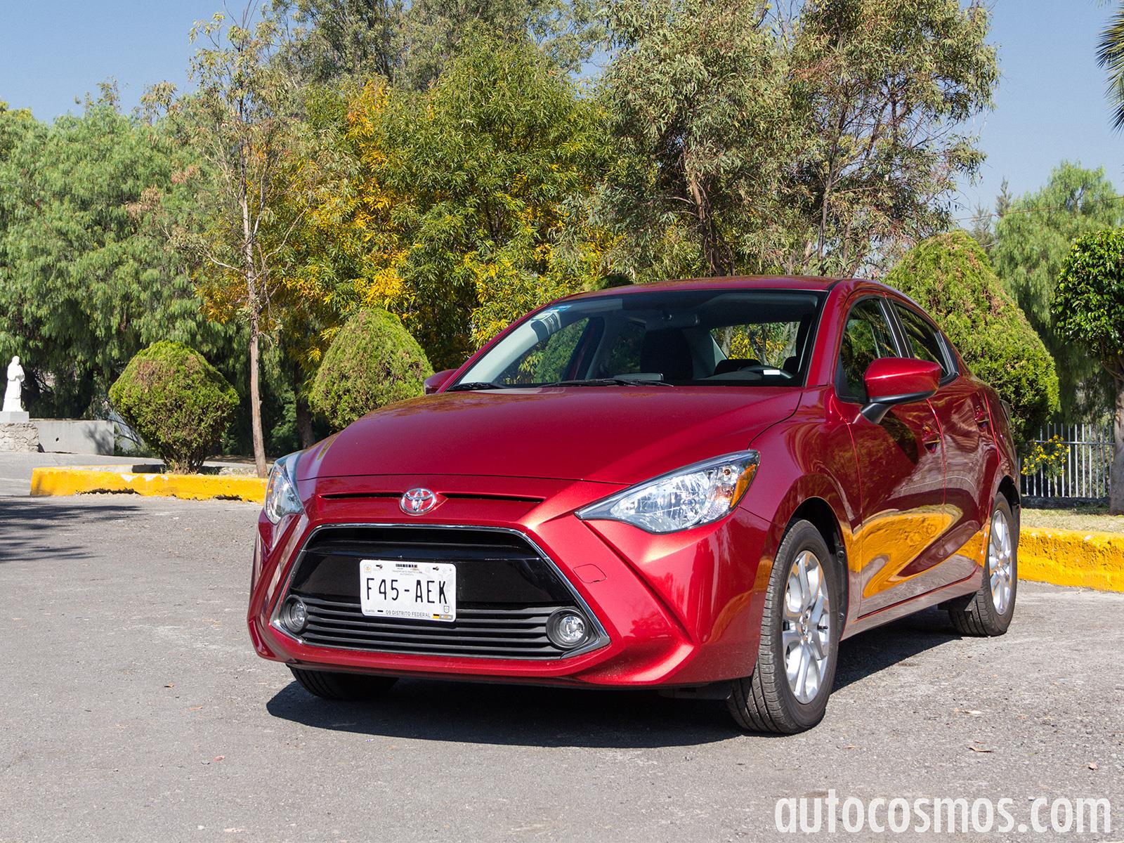 Toyota Yaris R 2016 a prueba - Autocosmos.com