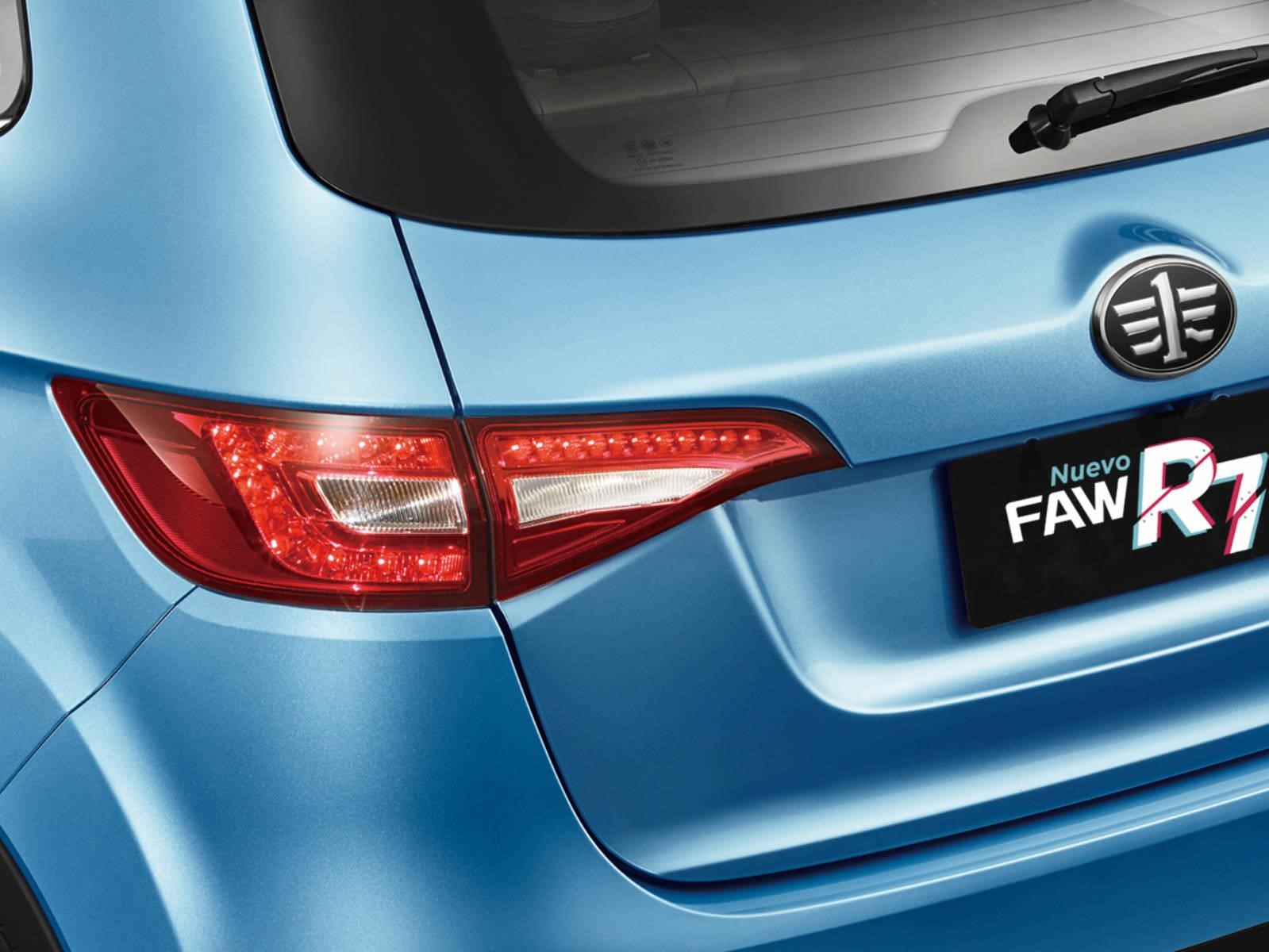 FAW vuelve a la carga con el SUV R7 - Autocosmos.com