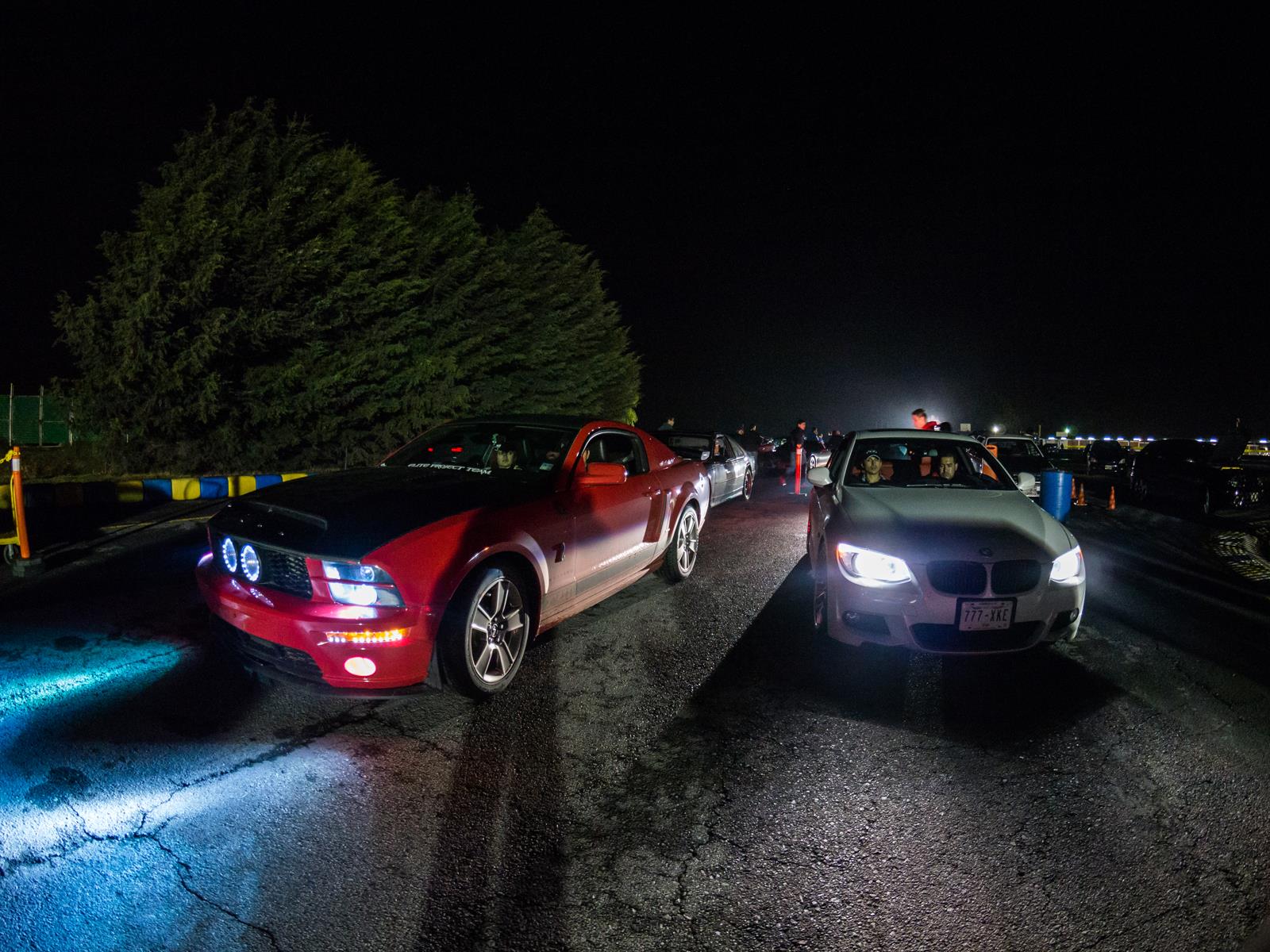 Arrancones nocturnos en Centro Dinámico Pegaso - Autocosmos.com