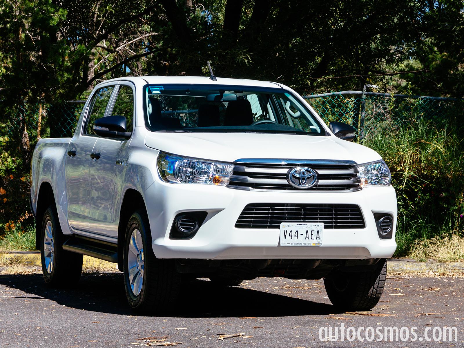 Toyota Hilux 2016 llega a México desde $251,900 pesos - Autocosmos.com