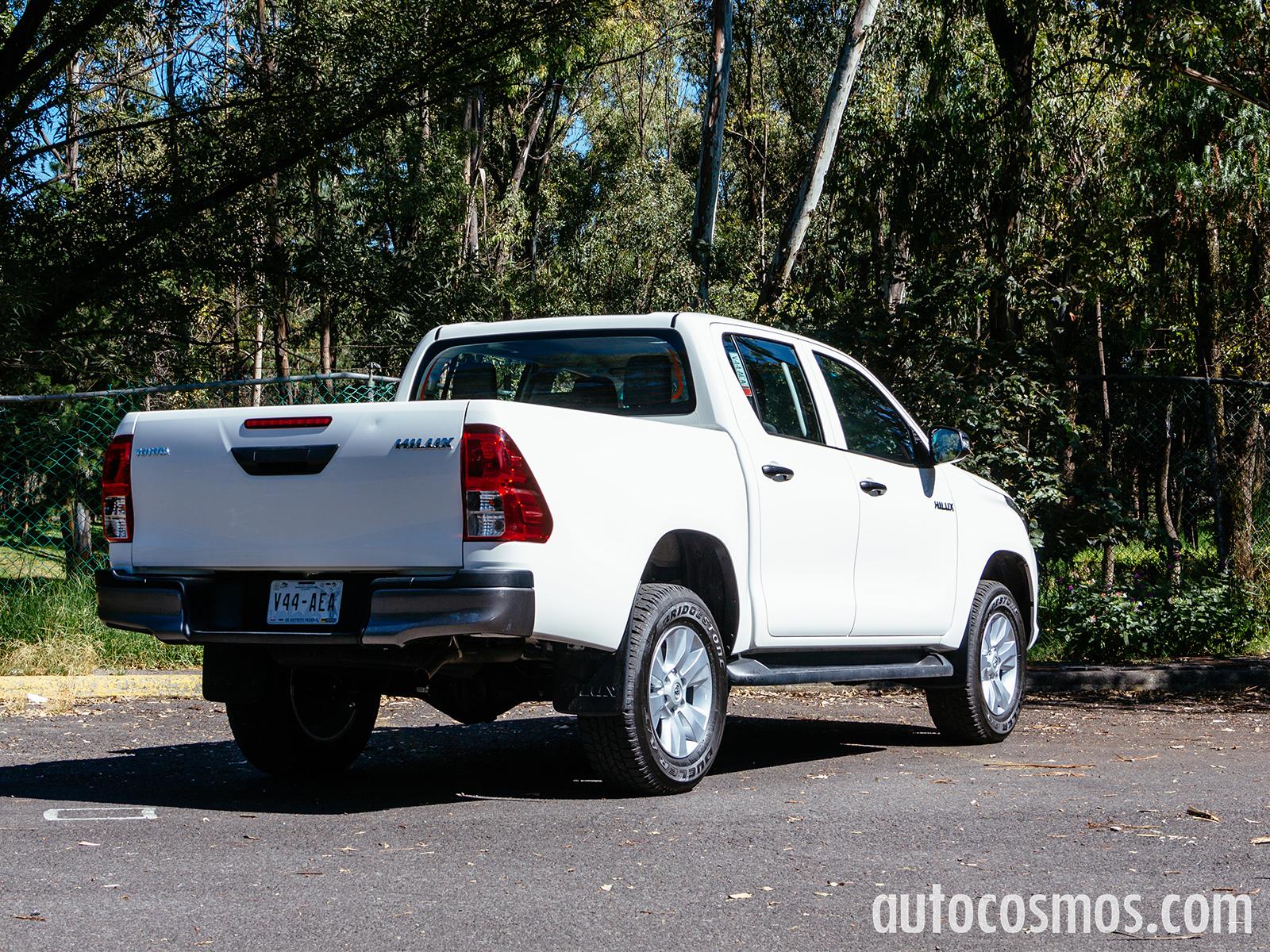 Toyota Hilux 2016 llega a México desde $251,900 pesos - Autocosmos.com