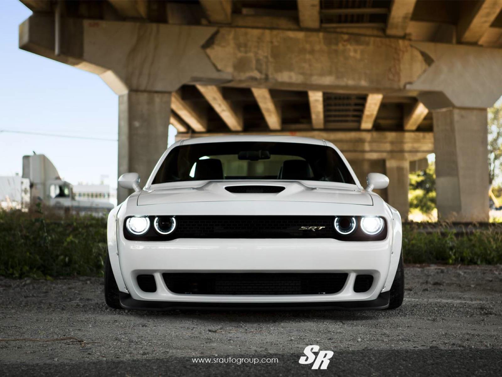 Dodge Challenger SRT Hellcat llevado al extremo - Autocosmos.com