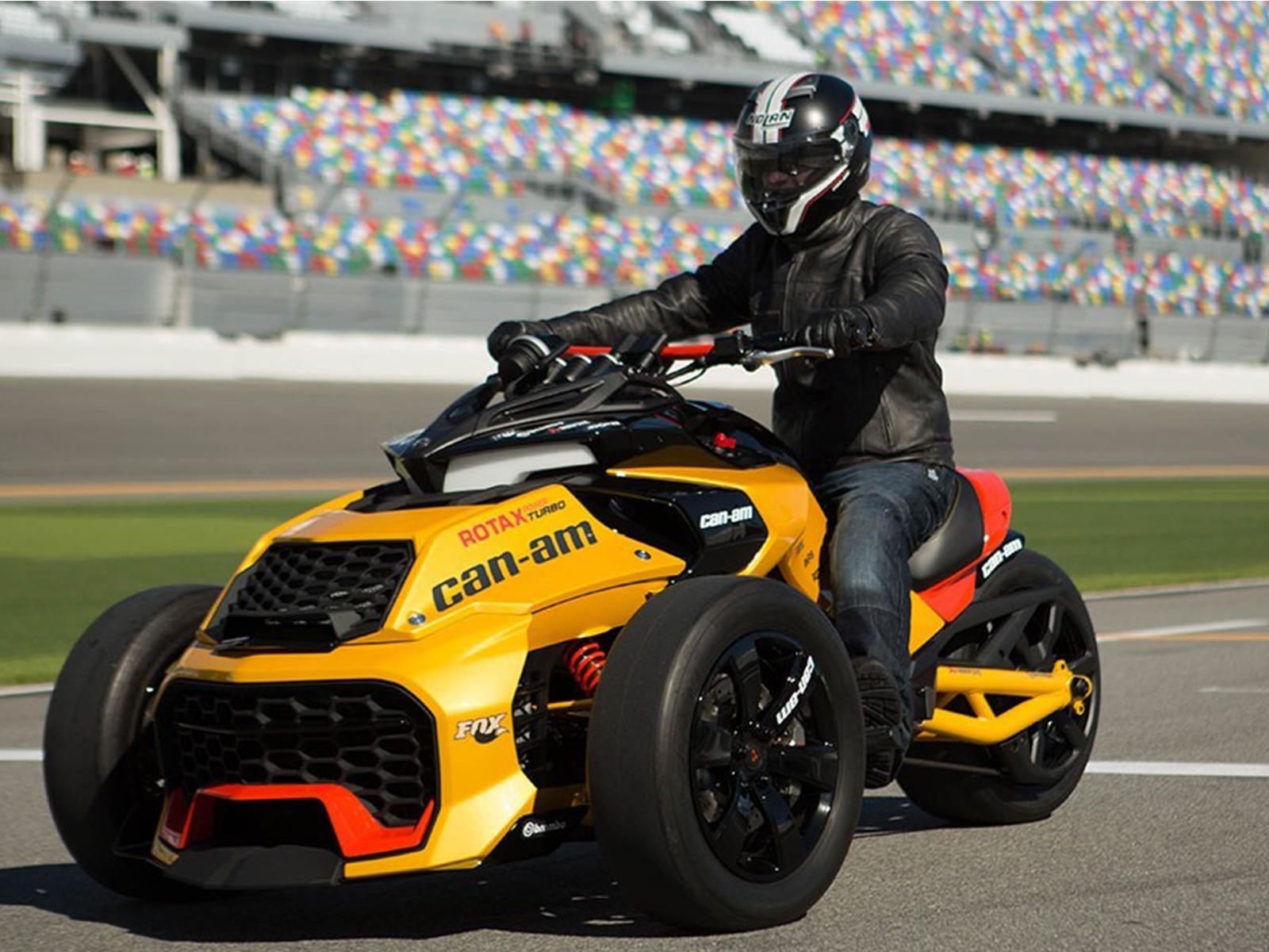 Can-Am Spyder F3 estrena motor turbo - Autocosmos.com
