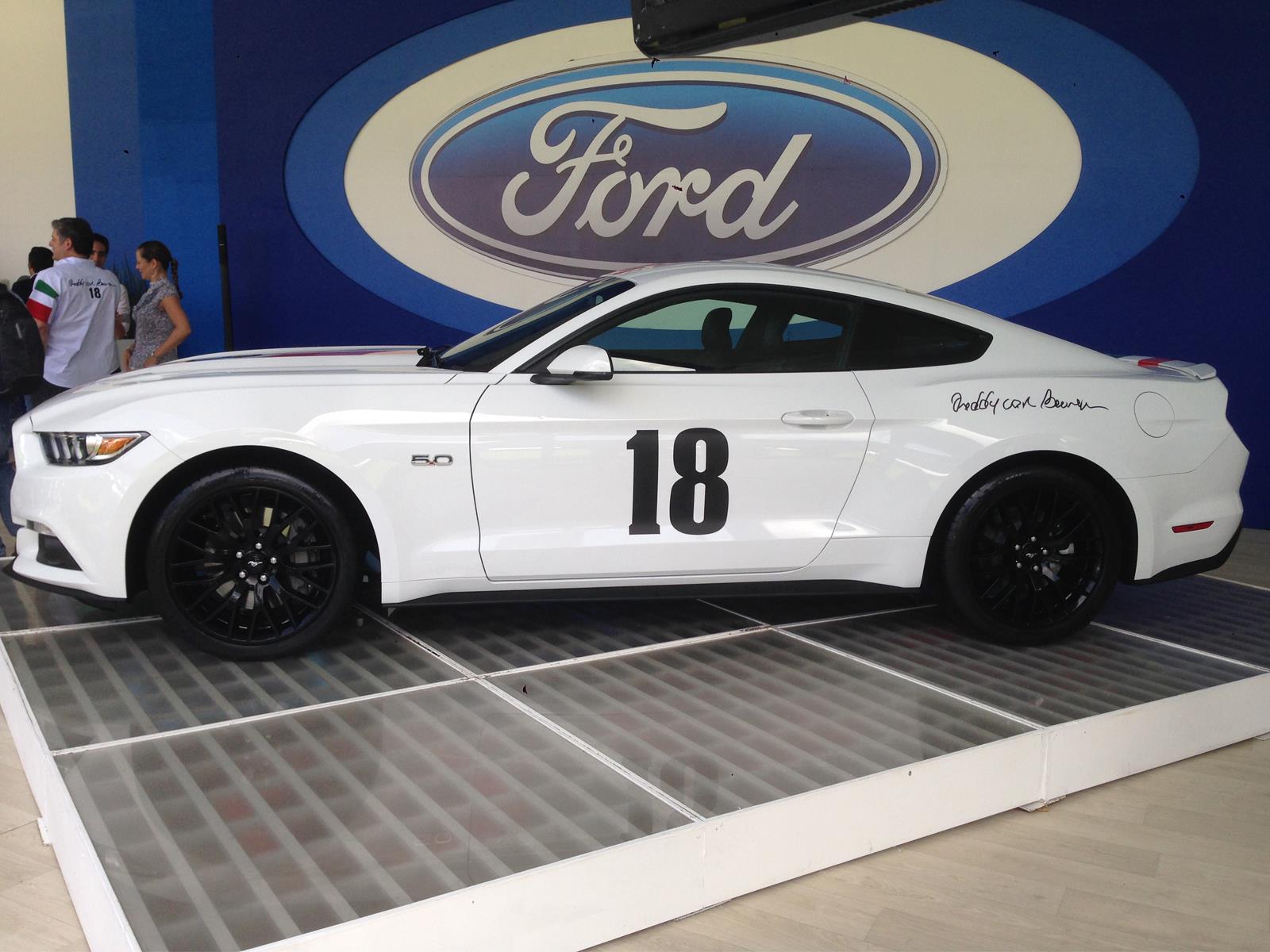 Ford Mustang Edición Freddy Van Beuren 2015 llega a México desde ...