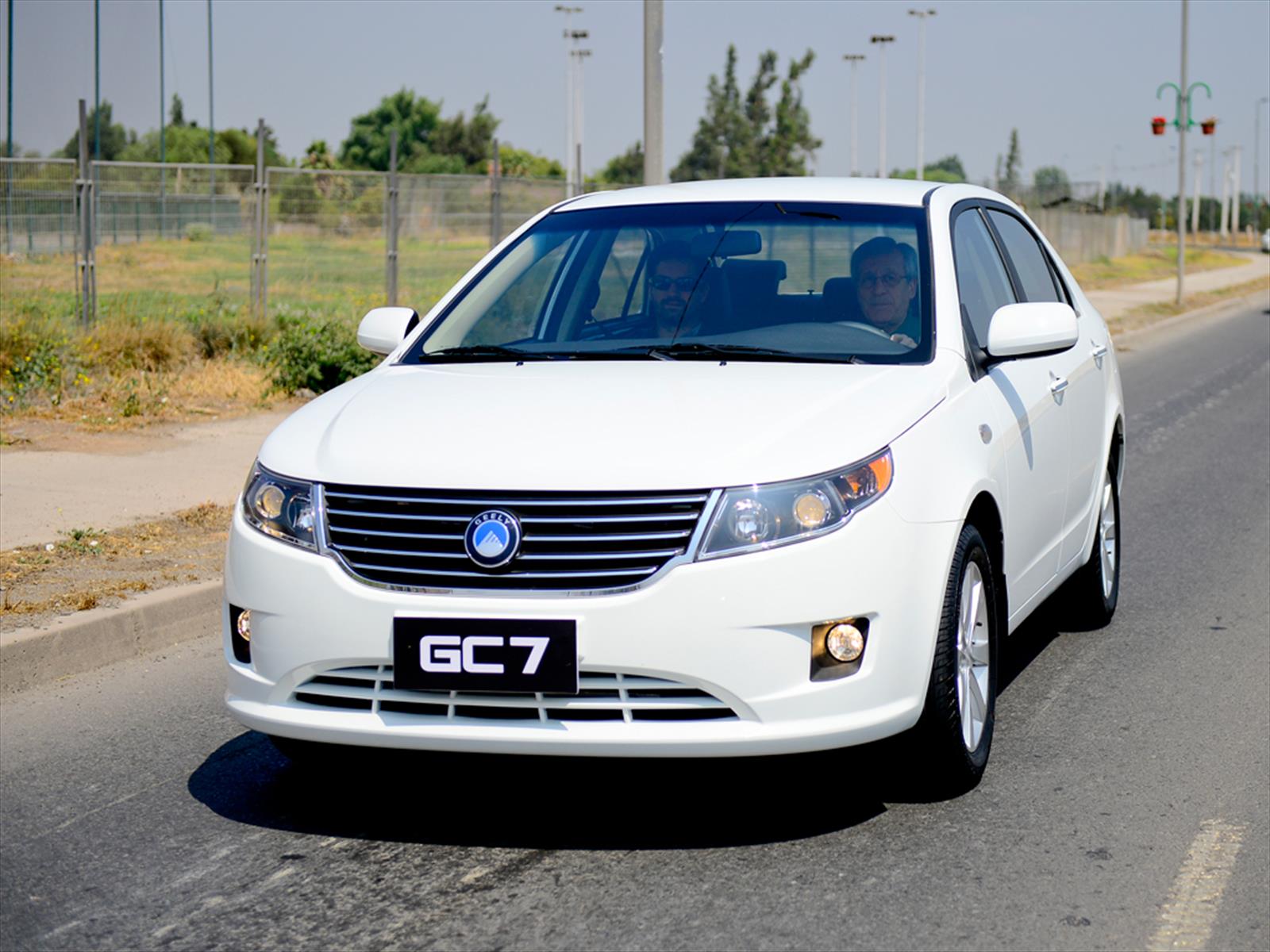 Geely GC7 2015 Lanzamiento en Chile - Autocosmos.com