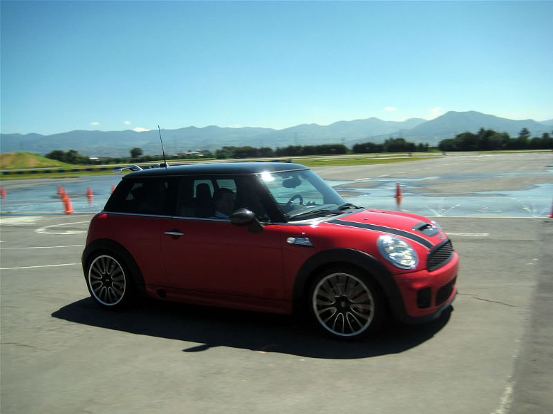 Mini Cabrio 2009: conocelo en detalle