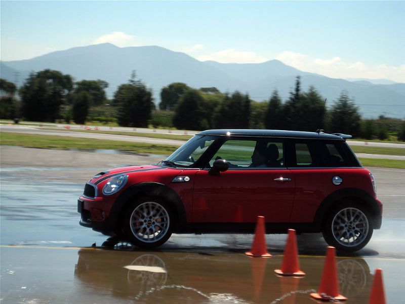Mini Cabrio 2009: conocelo en detalle