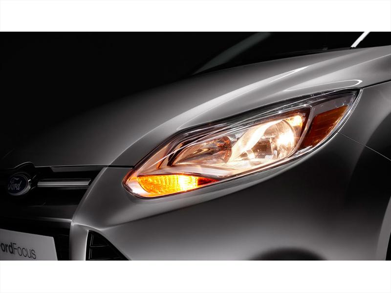 Ford Focus 2012 se presenta en el Salón de Los Angeles