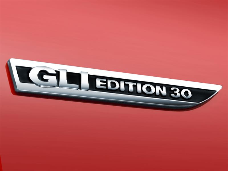 Volkswagen Jetta GLI 30 aniversario llega a México desde $394,919 pesos