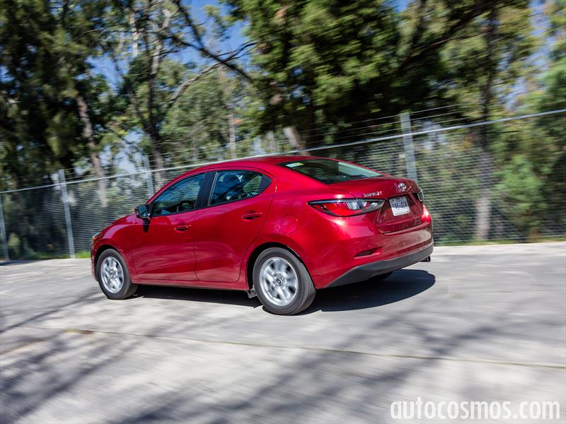 Toyota Yaris R 2016 a prueba