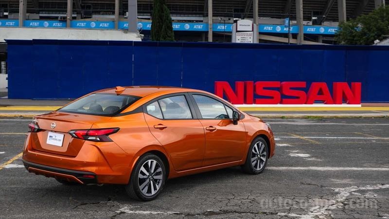 ¿Cuánto cuesta tener un Nissan Versa 2020?