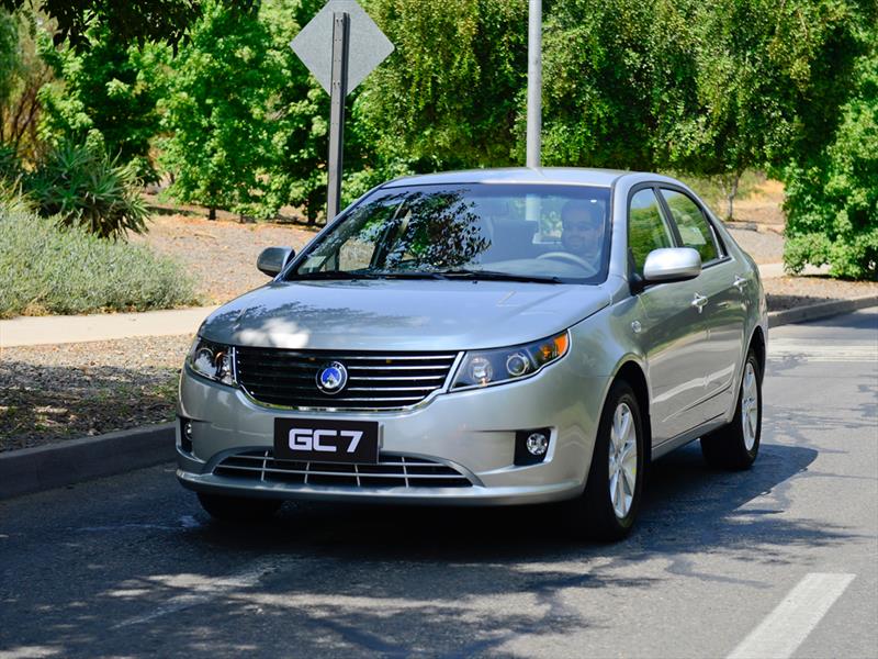 Geely GC7 2015 Lanzamiento en Chile - Autocosmos.com