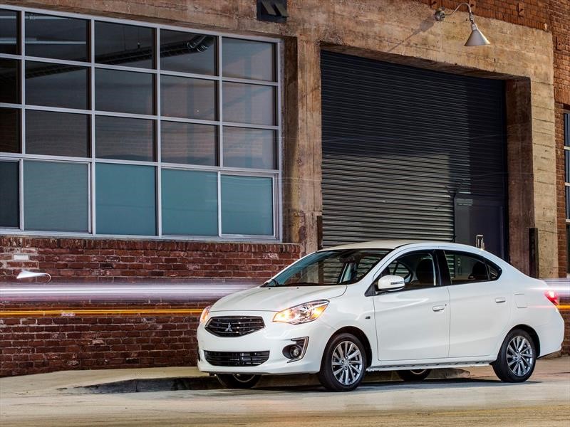 Mitsubishi Mirage G4 2019 a prueba ¿es mejor compra que el Dodge Attitude?