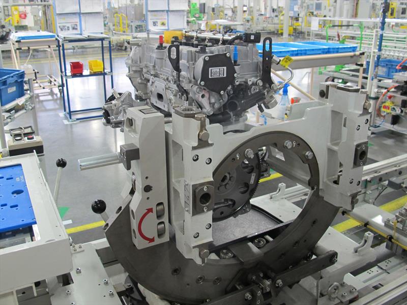 General Motors inaugura dos nuevas plantas en Toluca