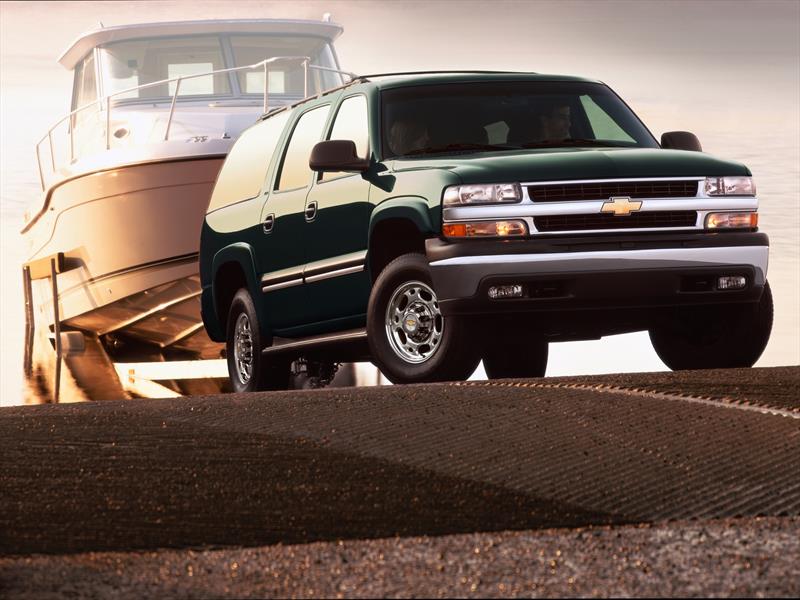 Chevrolet Suburban cumple 80 años, conoce todas sus generaciones