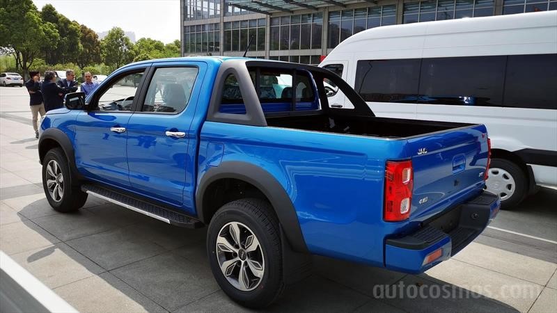 JAC Frison T8 2020 - Autocosmos.com