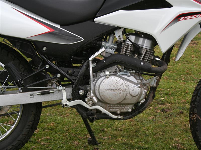 Honda XR 150 L 2015 a prueba