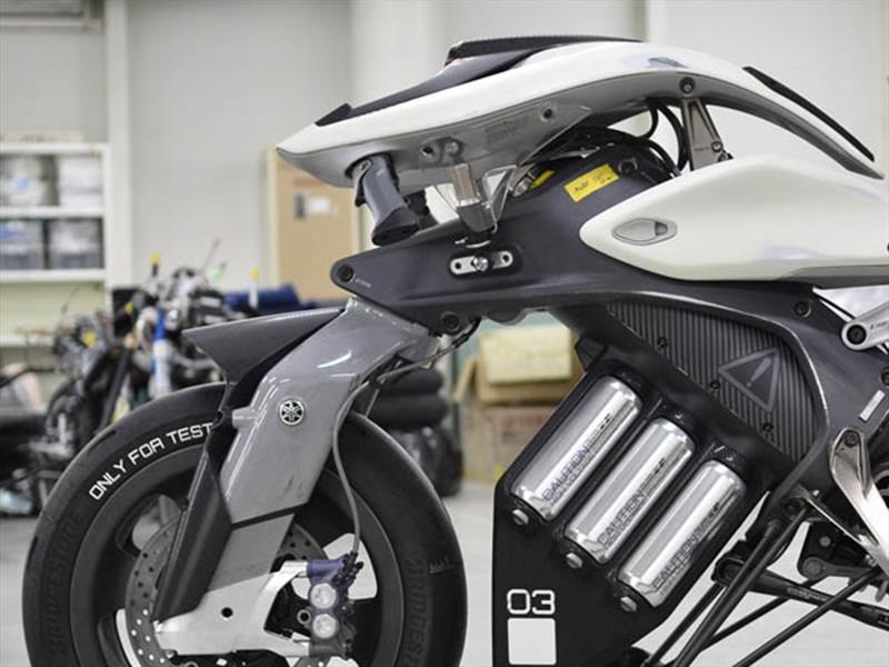 Yamaha Motoroid Concept, la moto que lee a su dueño