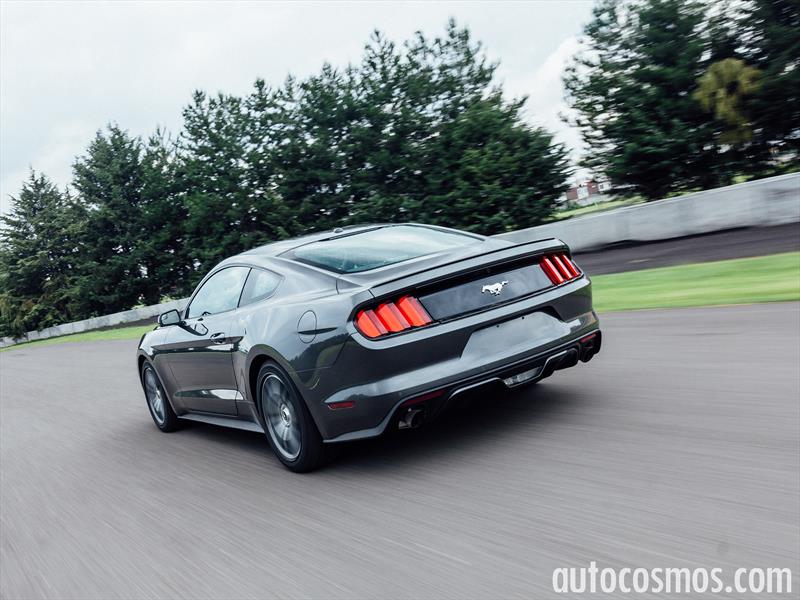 Ford Mustang EcoBoost 2016 a prueba