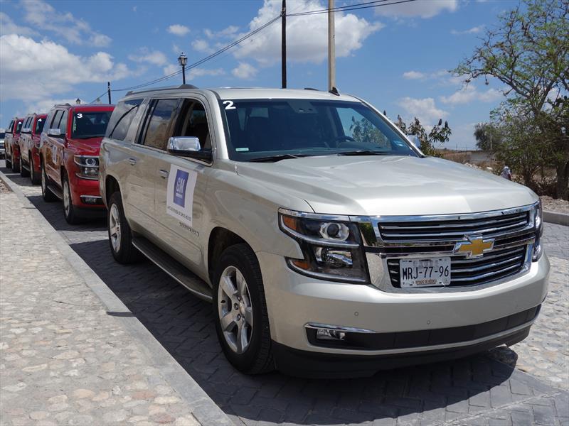 Chevrolet Suburban 2015 llega a México desde $697,200 pesos