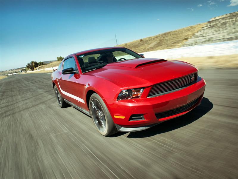 Ford Mustang ST 2012 a prueba en pista