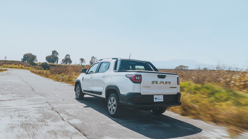 RAM 700 2021 a prueba, posee la toda versatilidad, desempeño y ...