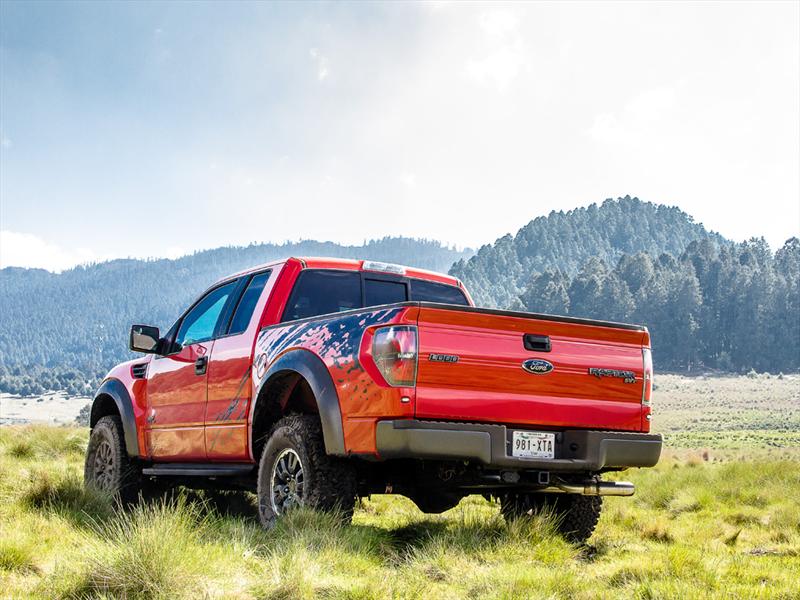 Ford Lobo SVT Raptor 2011 a prueba