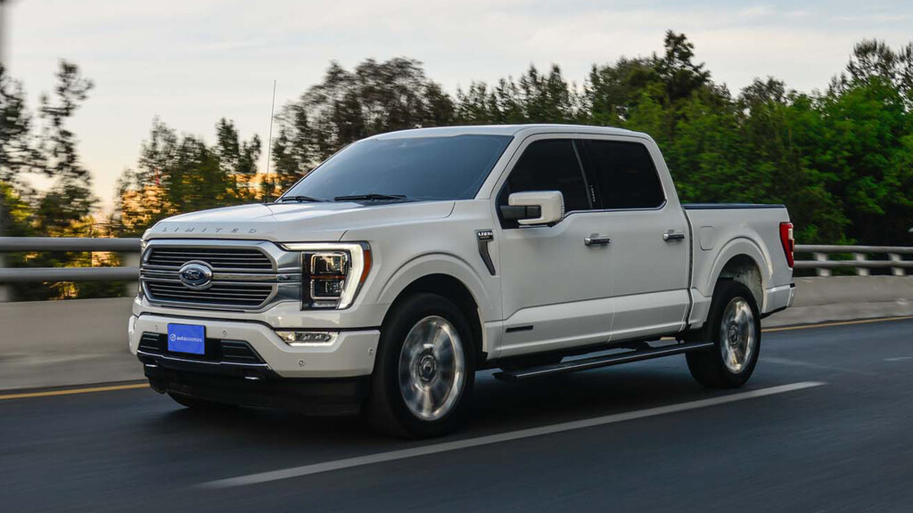 Ford Lobo Híbrida 2021 a prueba, con más torque que la Raptor