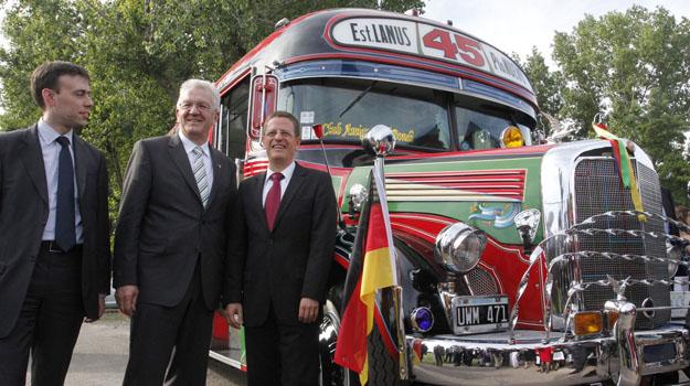Ilustre visita en Mercedes-Benz Argentina - Autocosmos.com