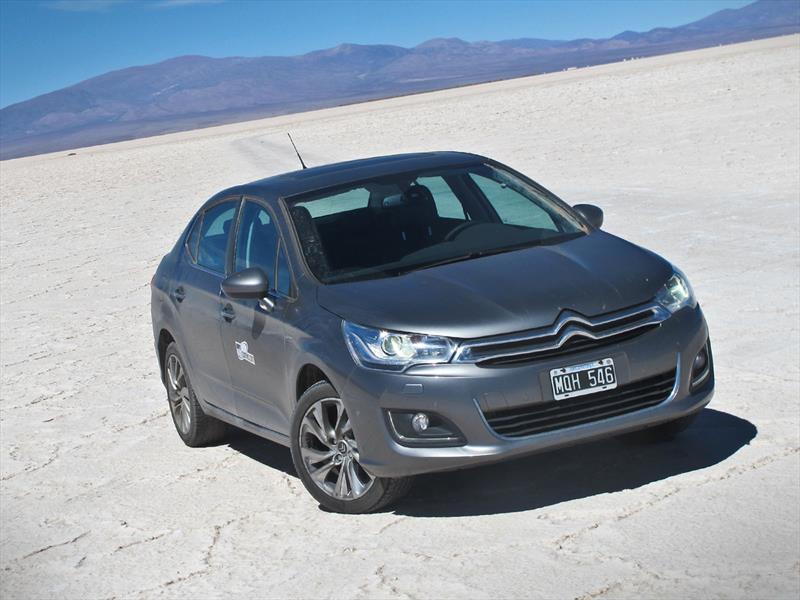 Prueba Citroën C4 Lounge - Autocosmos.com