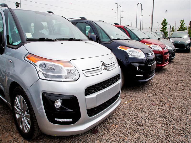 Citroën Chile cierra relevante acuerdo comercial con Avis Rent a Car