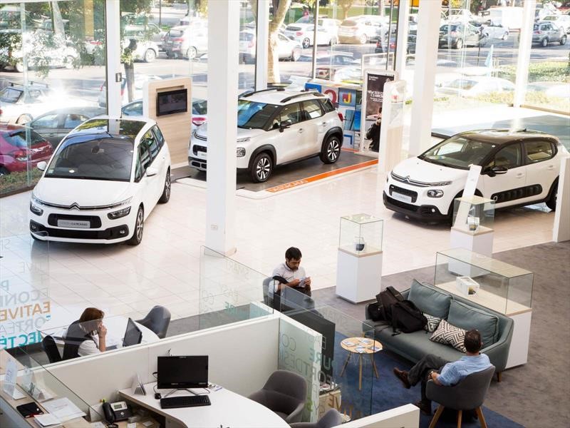Citroën renueva la imagen de sus concesionarios en Chile
