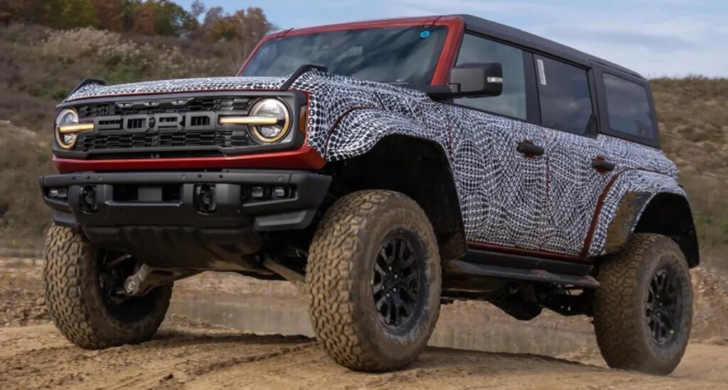 Ford Bronco Raptor ya está siendo probado en superficies todoterreno