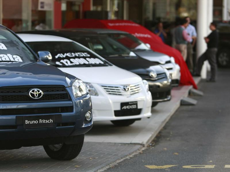 Sigue el auge de venta de autos usados en España - Autocosmos.com